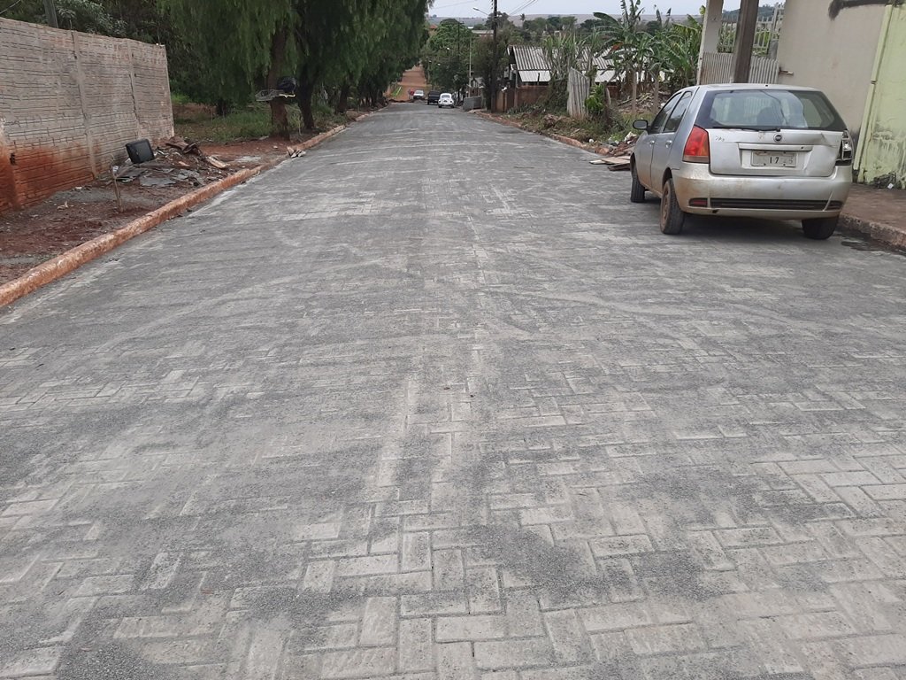 Fotos PAVIMENTAÇÃO EM PAVER - RUA ELOY DE MELLO GUIDES Prefeitura ...