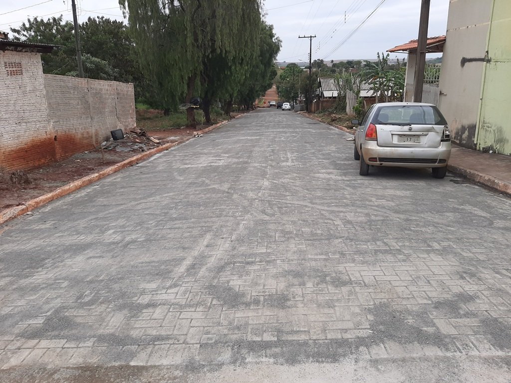 Fotos PAVIMENTAÇÃO EM PAVER - RUA ELOY DE MELLO GUIDES Prefeitura ...